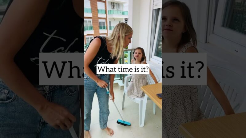 Basic English Lessons: Telling time in English - Learn English with Camille